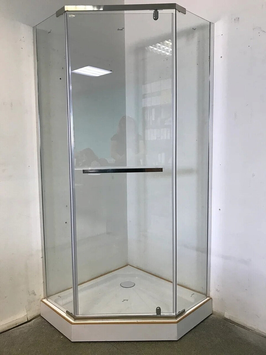 Душевой уголок CeruttiSpa Chika 100x100 CHIKA ZP101T стекло прозрачное/профиль хром