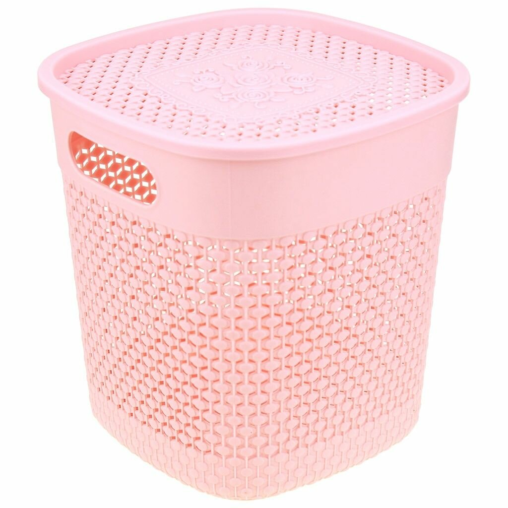 Корзина-ящик Домашняя Мода пластмассовая, "Оренбургская сеточка" 19,5х19,5 см, высота 21 см, крышка с декором, с ручками, розовый