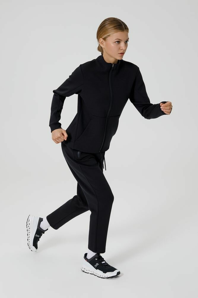 Толстовка спортивная