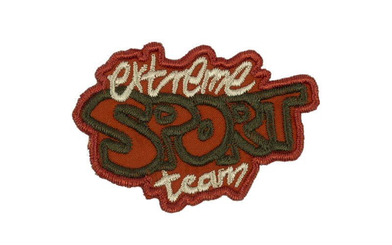 Annet наклейка на клеевой основе №5 5-282A красная 7×5 см для команд экстремального спорта