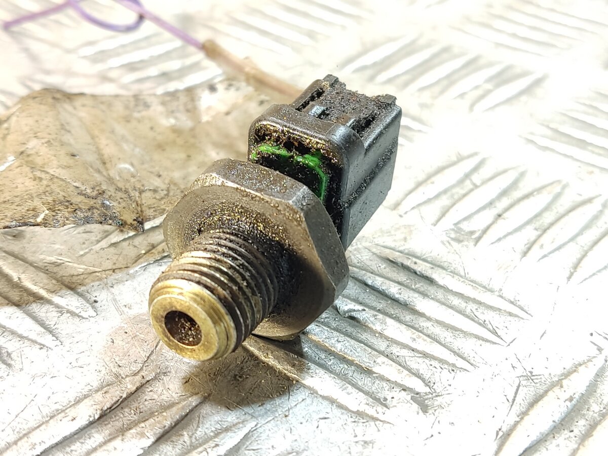 Датчик давления масла MAZDA 6 GG 3M519278AB