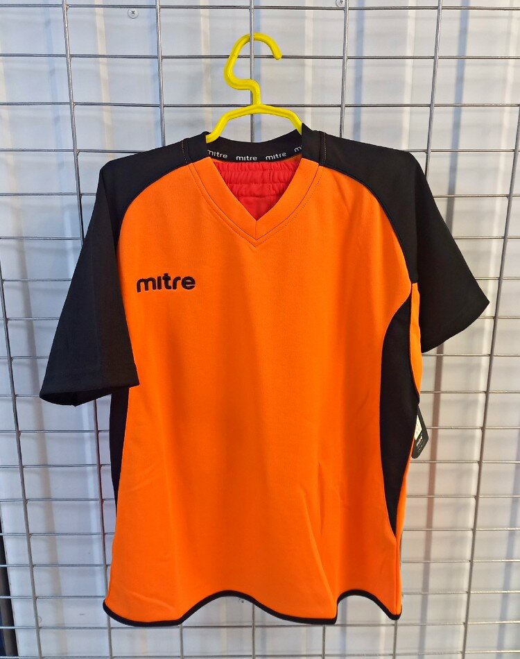 Для футбола размер MB (русский 44) форма (майка+шорты) футбольная MITRE Оранжевая