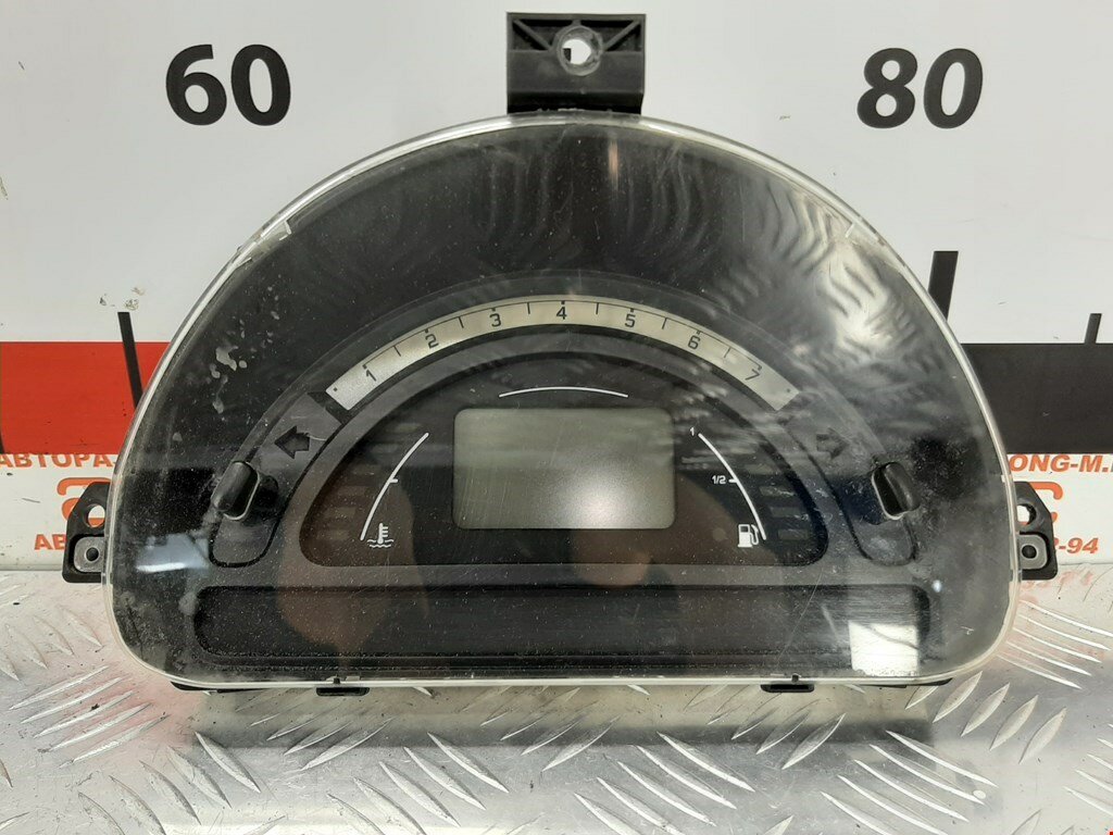 Панель приборная (щиток приборов) Citroen C3 1 6104LW арт. 973608