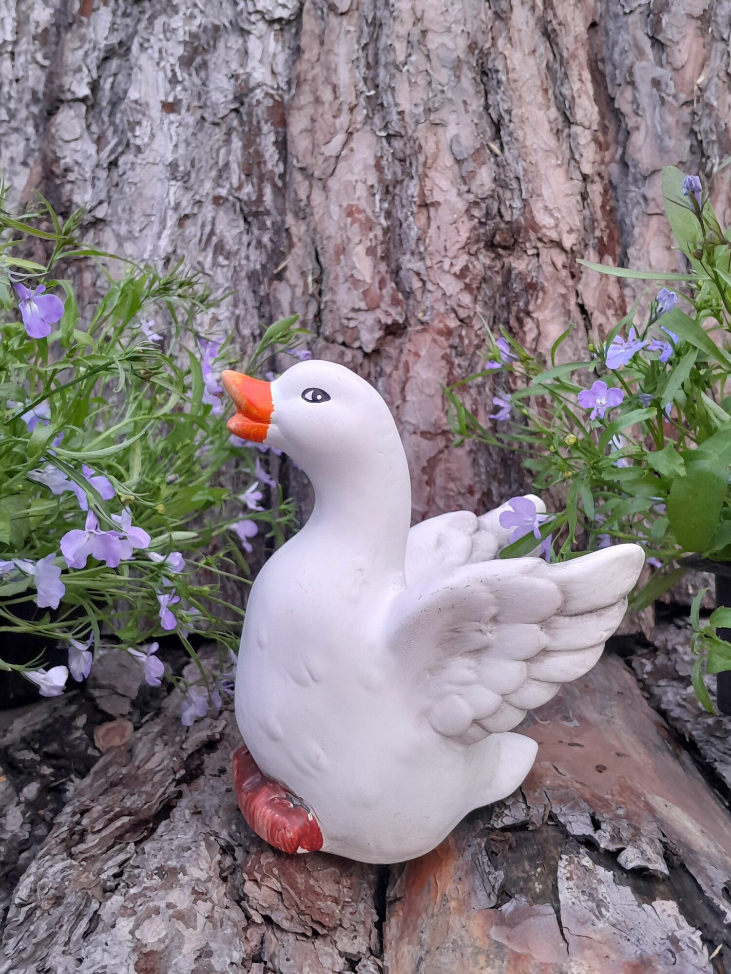 Фигурка садовая Гусь, керамика, 1 штука, на газон. 12 сантиметров