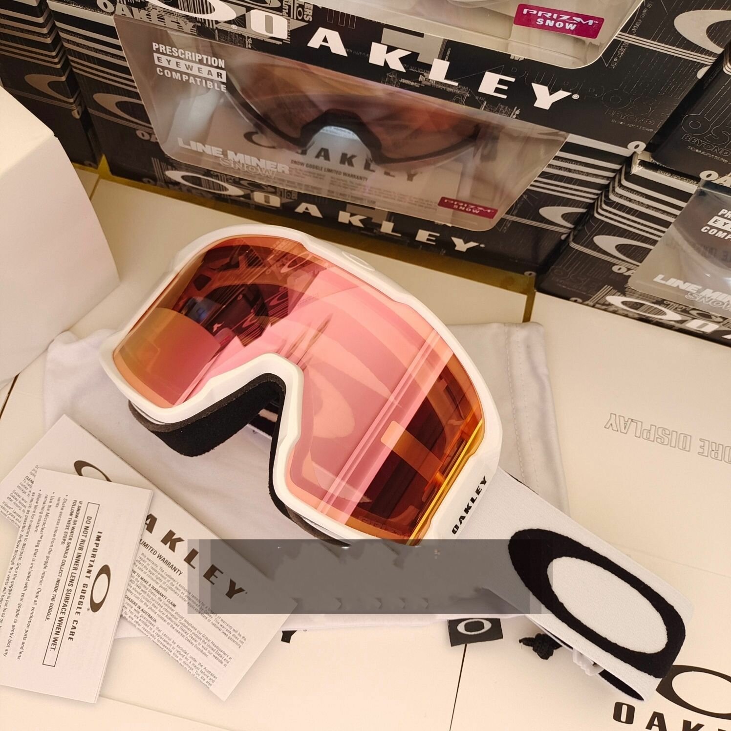 Маска горнолыжная OAKLEY LINE MINER, Розовые линзы, белая оправа