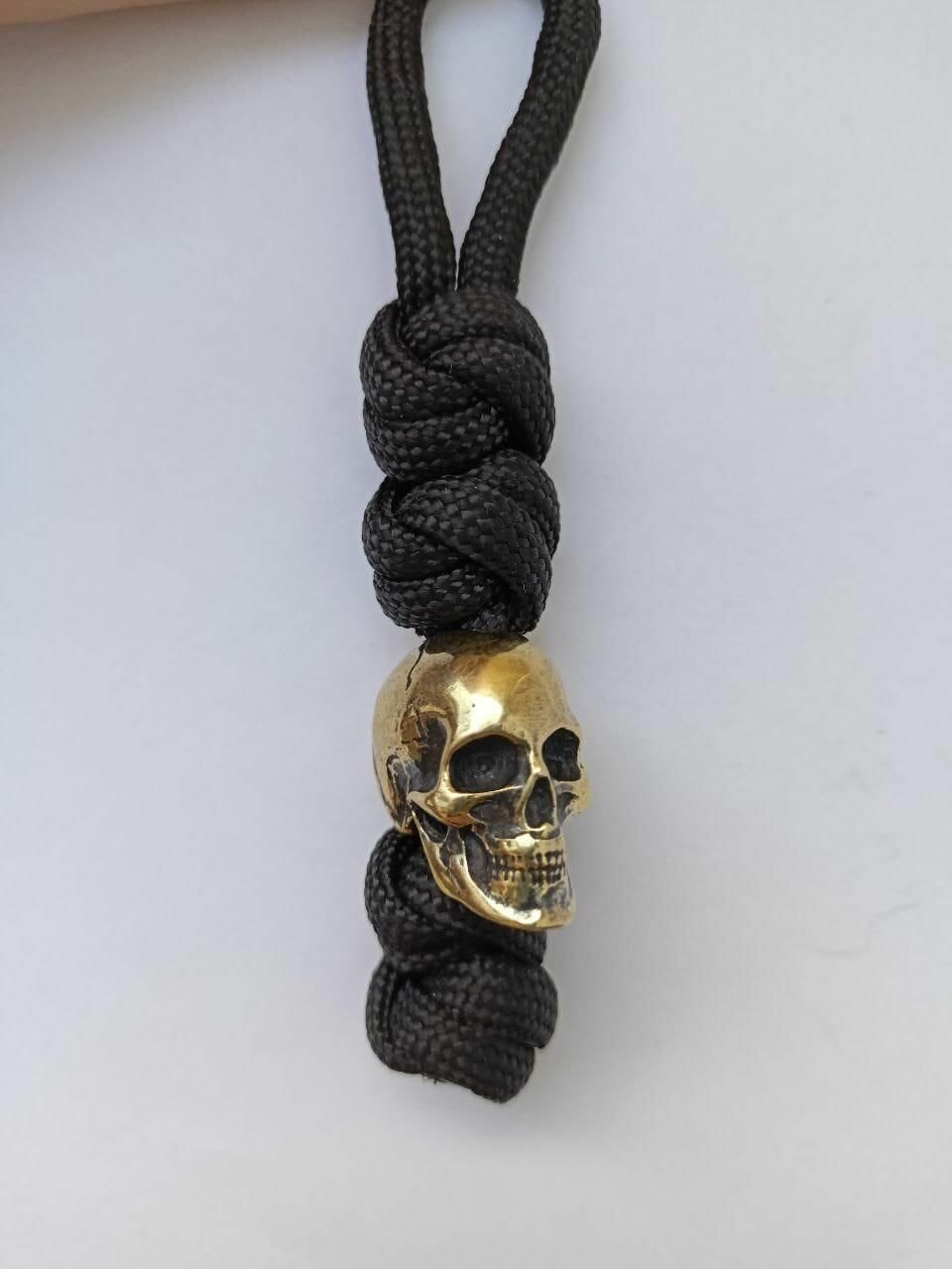 Темляк с бронзовой бусиной Calva(череп)