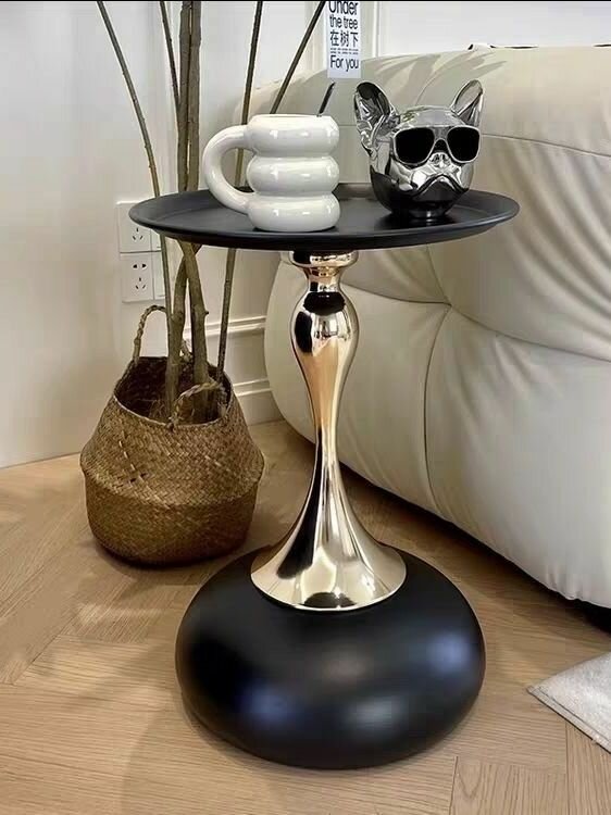 Ywy. горячиеЖурнальный стол