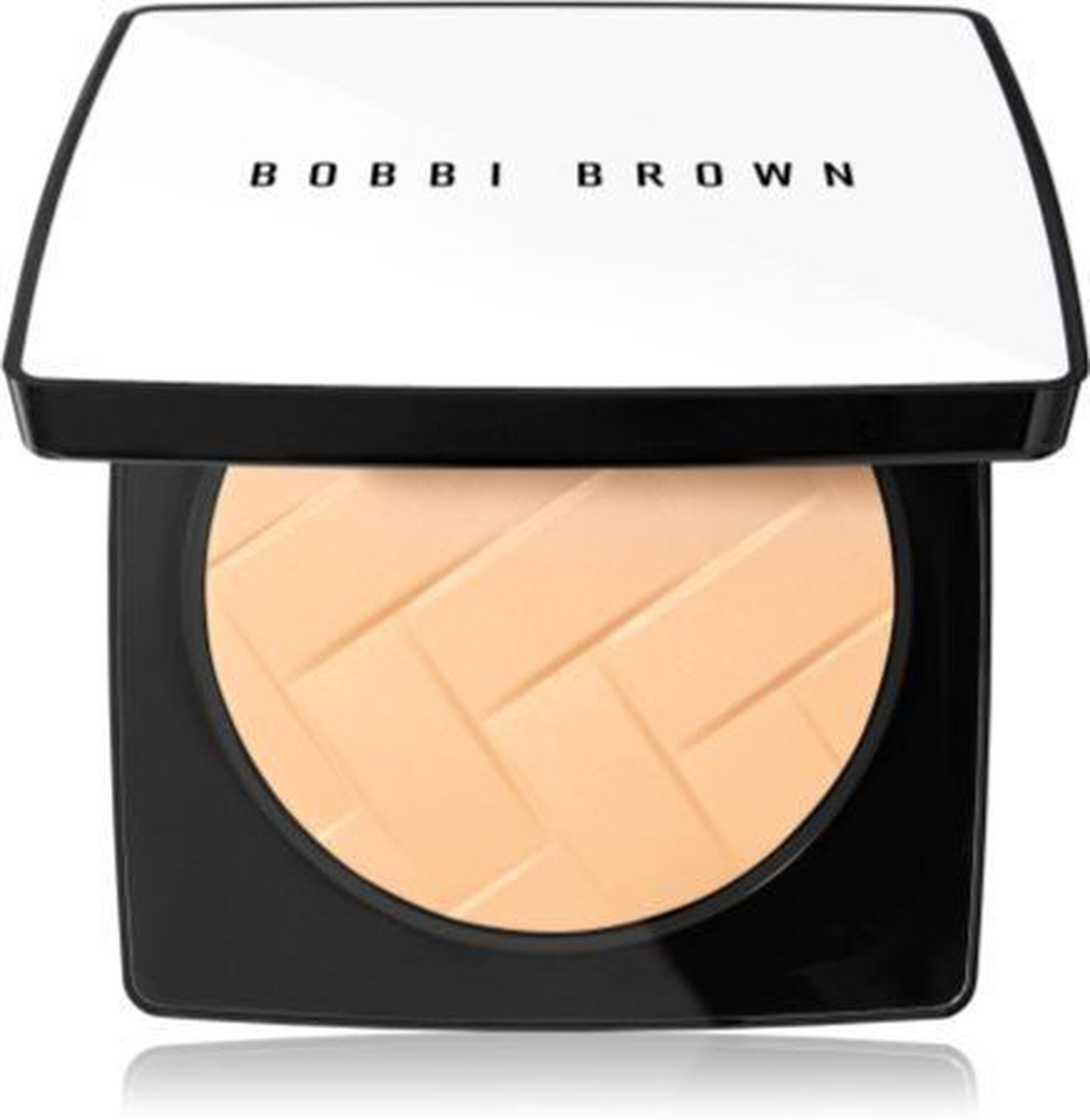 Bobbi Brown компактная пудра с увлажняющим эффектом Vitamin Enriched Pressed Powder shade Golden Brown 8 g