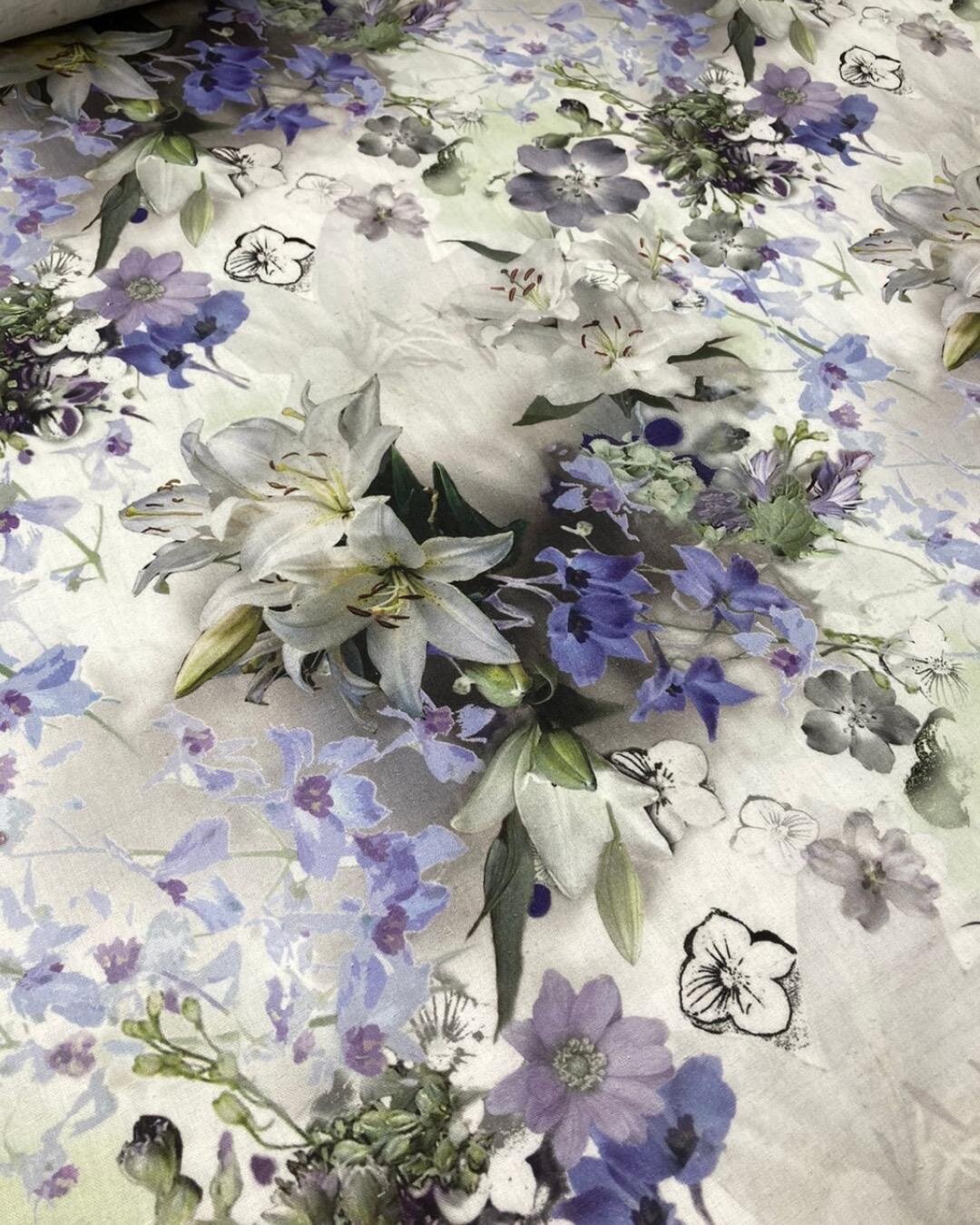 Ткань льняная костюмная Дельфиния с эффектом мятости, с цветами, 100% лен , 190 г/м², отрез 2м, ширина 1,45м