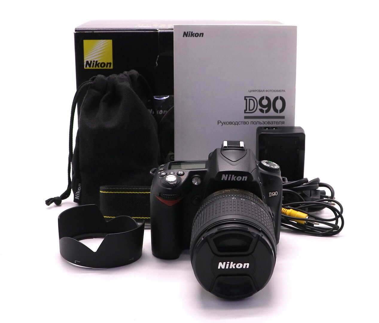 Nikon D90 kit в упаковке (пробег 5000 кадров)