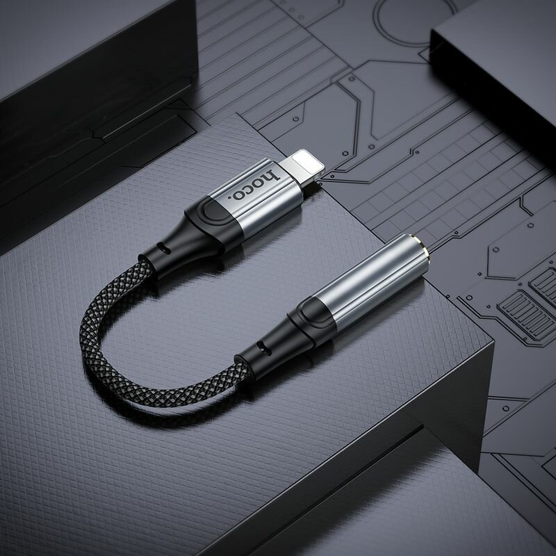 Аудио переходник для наушников с Lightning на Jack 3.5