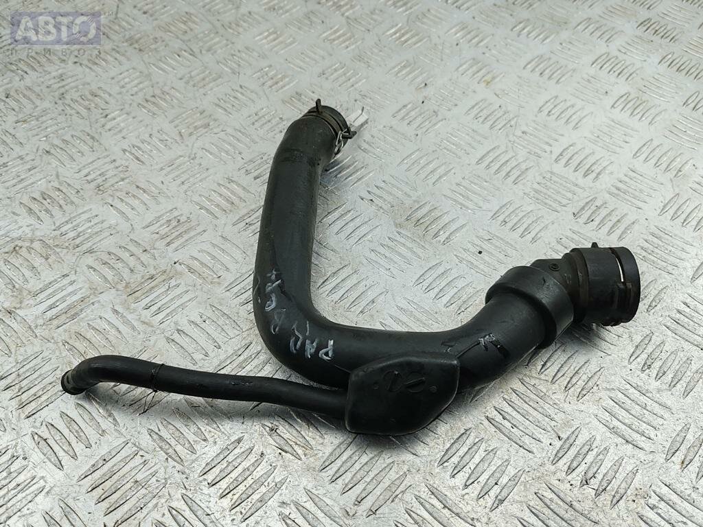 Патрубок радиатора Audi A6 C5 (1997-2005)