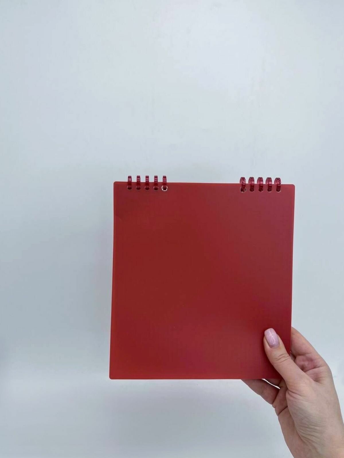 Блокнот квадратный в клетку 60л 195х210 мм красный (8808-014)