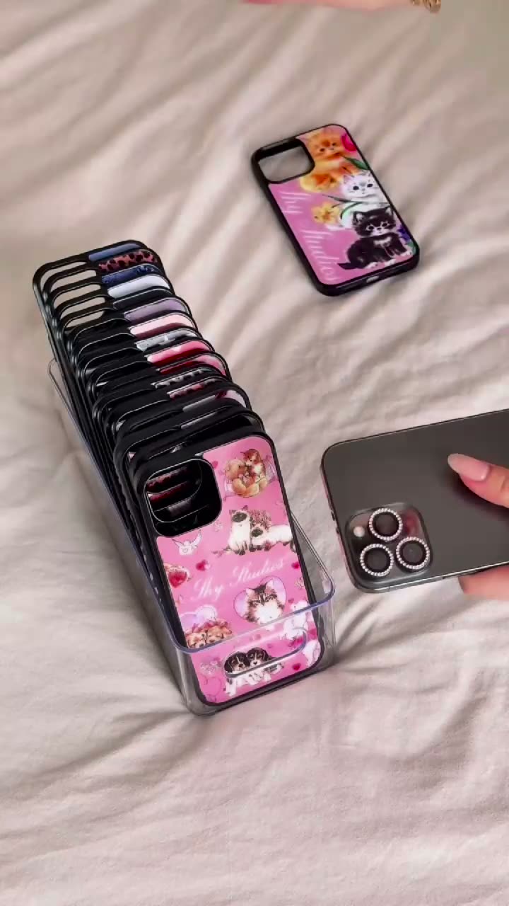 Чехол на iPhone 17 Pro Max от Shy Studios - Fire — фото 1