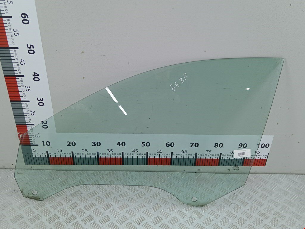 Стекло двери передней левой Audi A6 C5 4B0845201 арт. 1993871