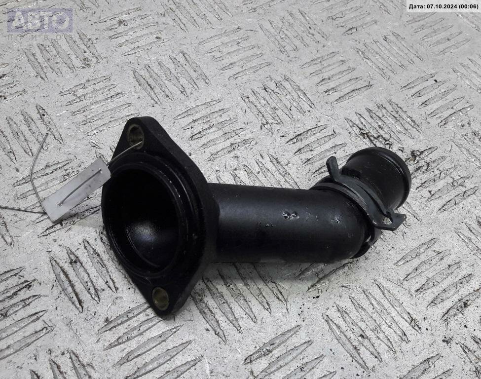 Корпус термостата Volkswagen Golf-4