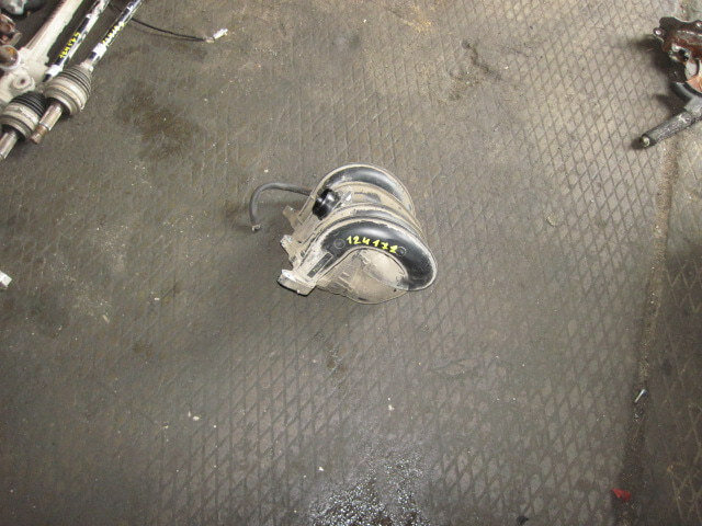 Б/У Коллектор впускной, Toyota (Тойота)-YARIS (05-) TOYOTA YARIS (05-) с разбора целый 124178 TOYOTA арт. 1710123011