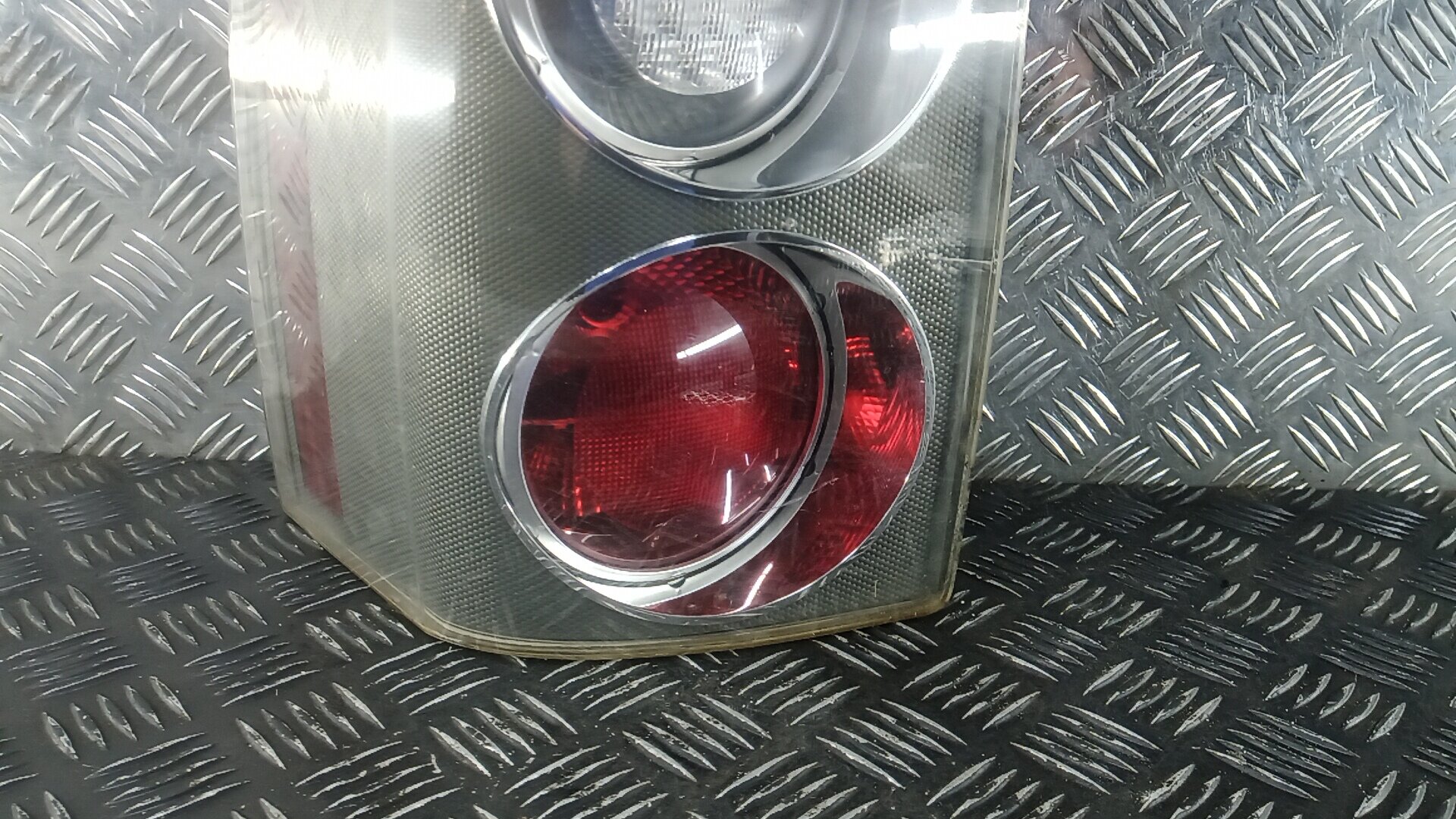 Фонарь задний левый LAND ROVER RANGE ROVER 3, Номер XFB500272LPO