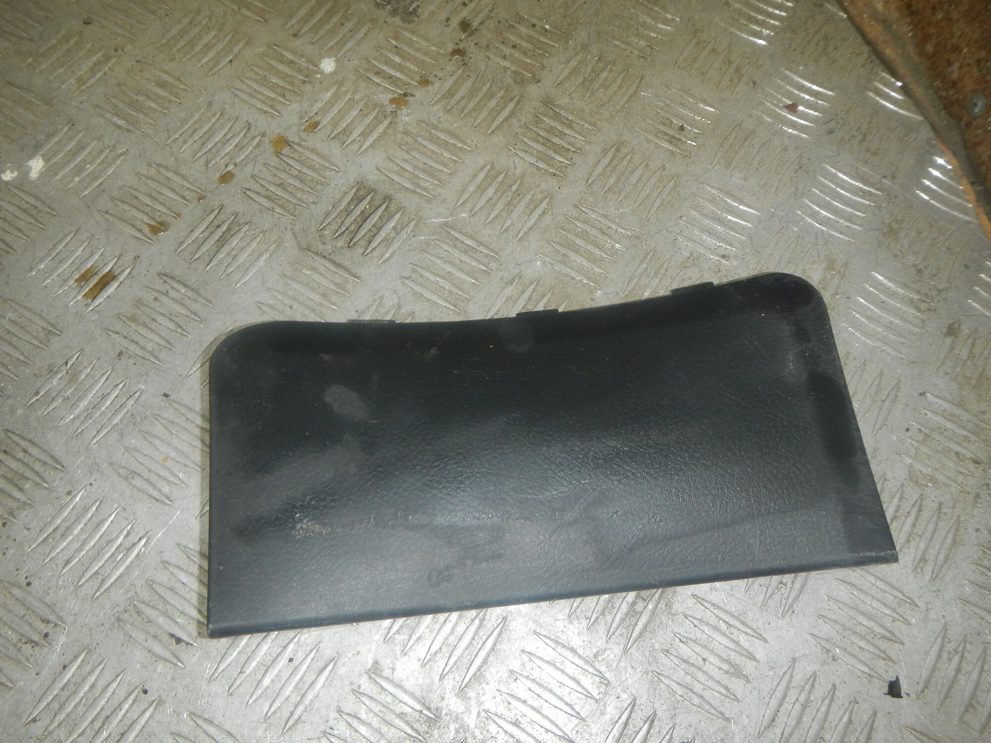 Б/У Накладка (кузов внутри), Great Wall (Грейт Вол)-HOVER (05-10) Great Wall (Грейт Вол) HOVER (05-10) Царапины. 574476 ...