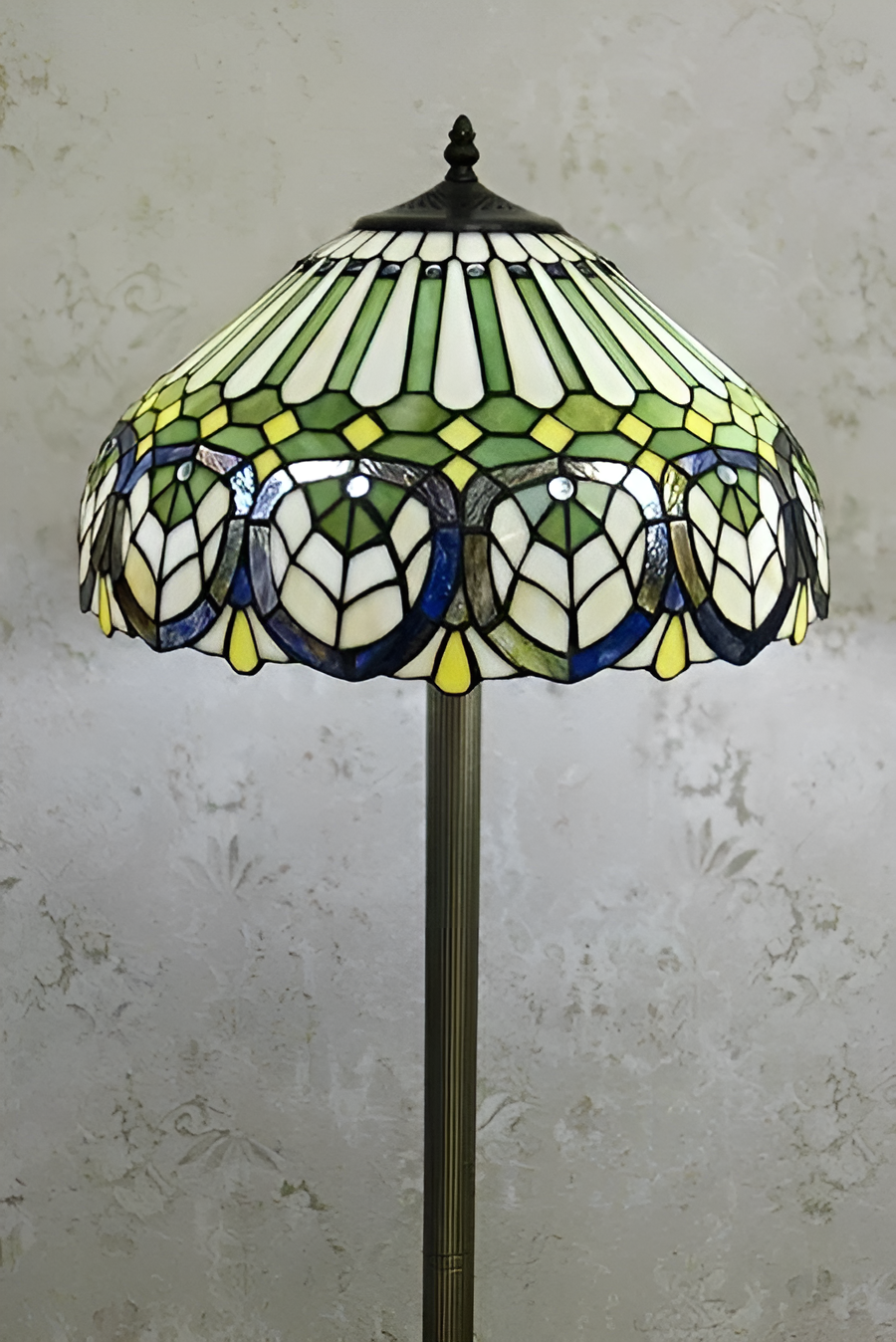 Торшер RCN 121 F, мощность 100 Вт, Е27, IP20, цвет основания под бронзу, тиффани