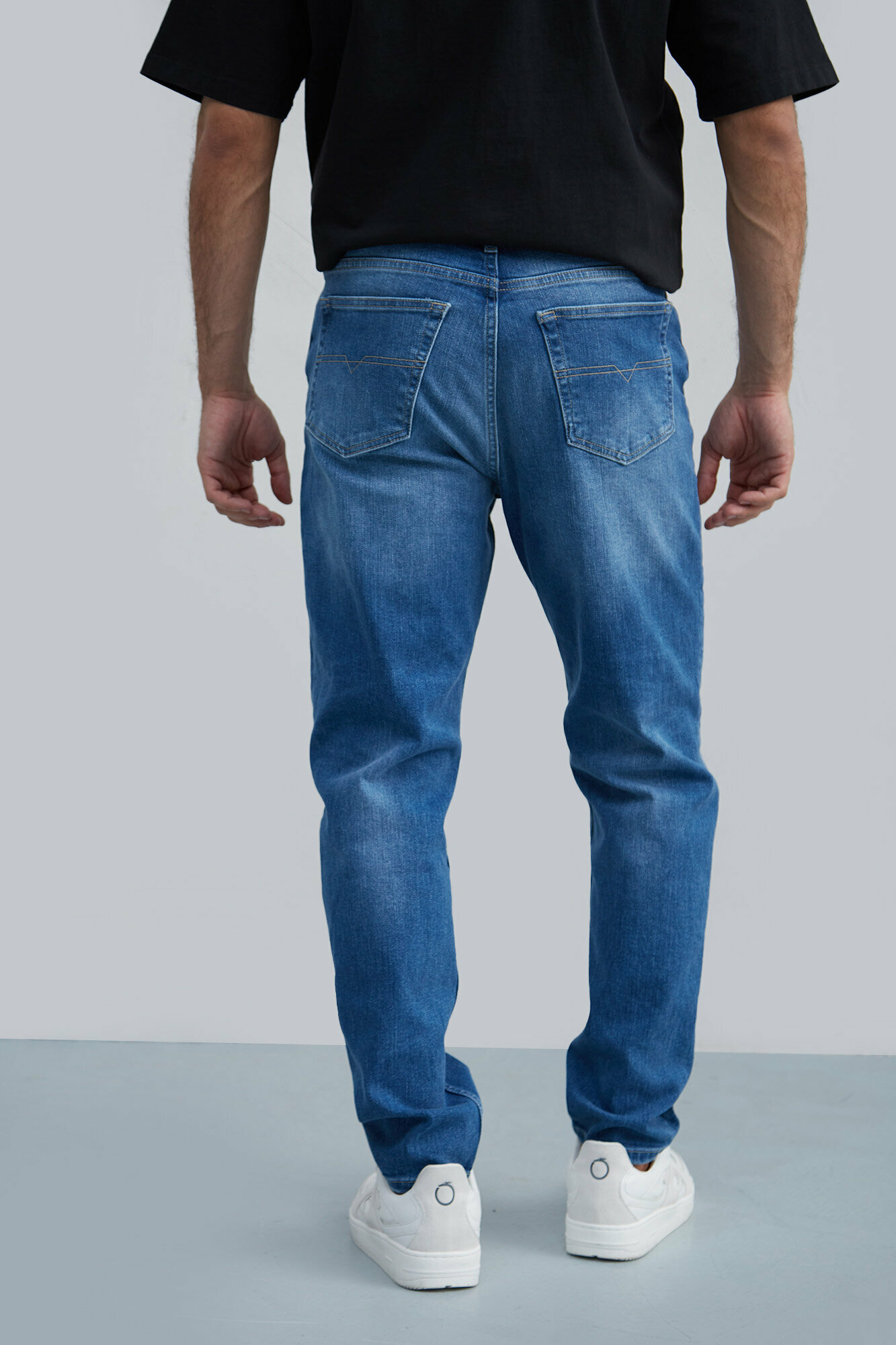 Джинсы Regular Taper 