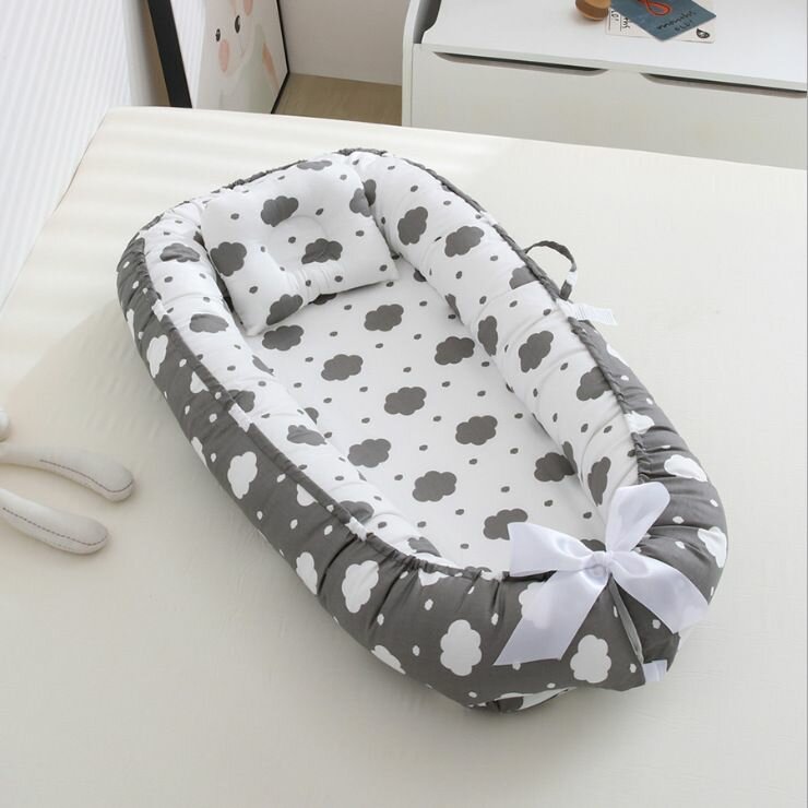 Кокон-гнездышко для новорожденных и матрас с ортопедическими подушками - прекрасные подарки мам и малышей!