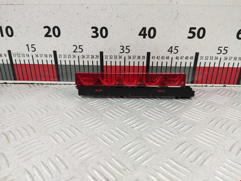 Фонарь дополнительный тормозной (стоп-сигнал) Ford Focus 2 1151768 арт. 1691919