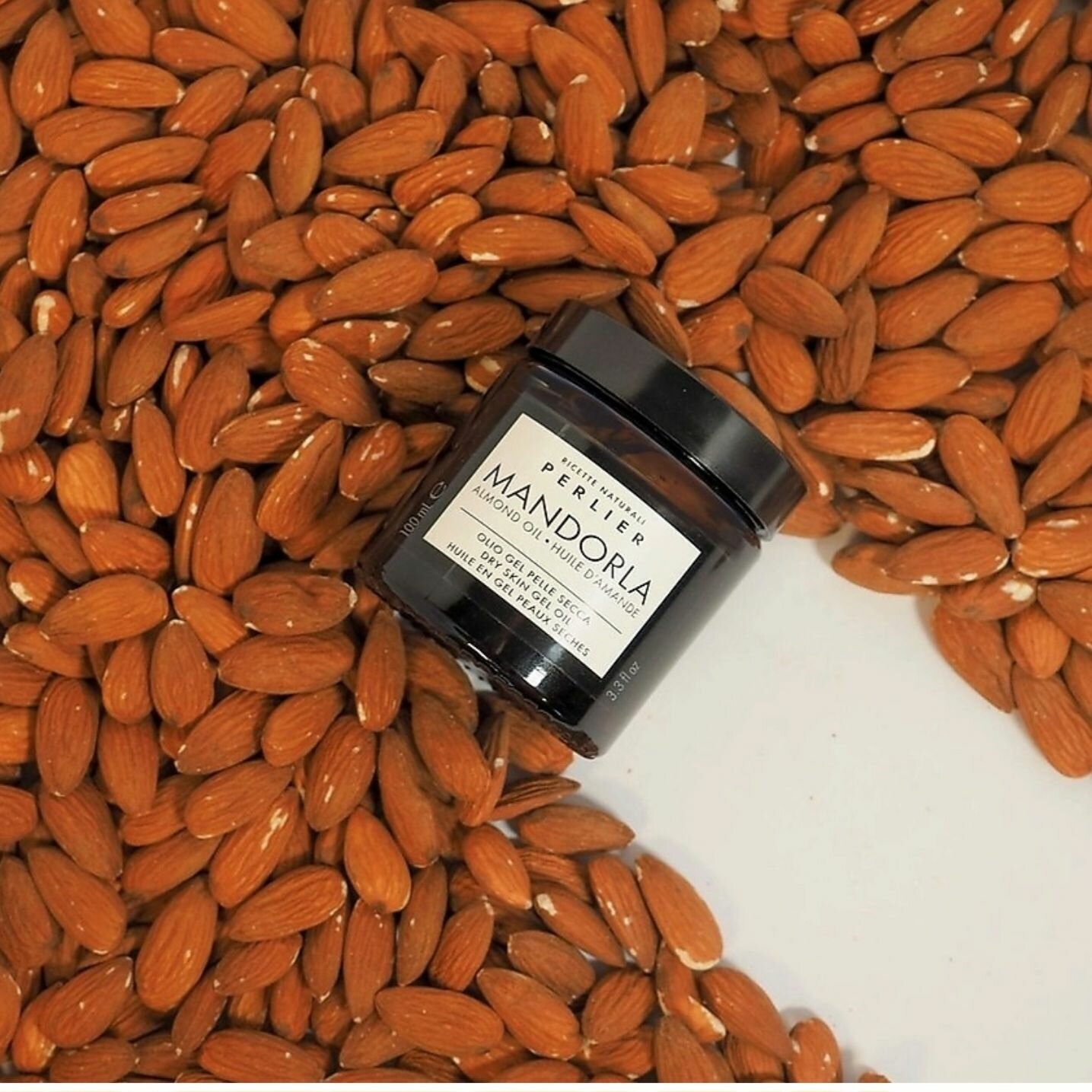 PERLIER Гель-масло для тела для сухой кожи с миндалем Mandorla Almond Oil Dry Skin Gel Oil, 100 мл