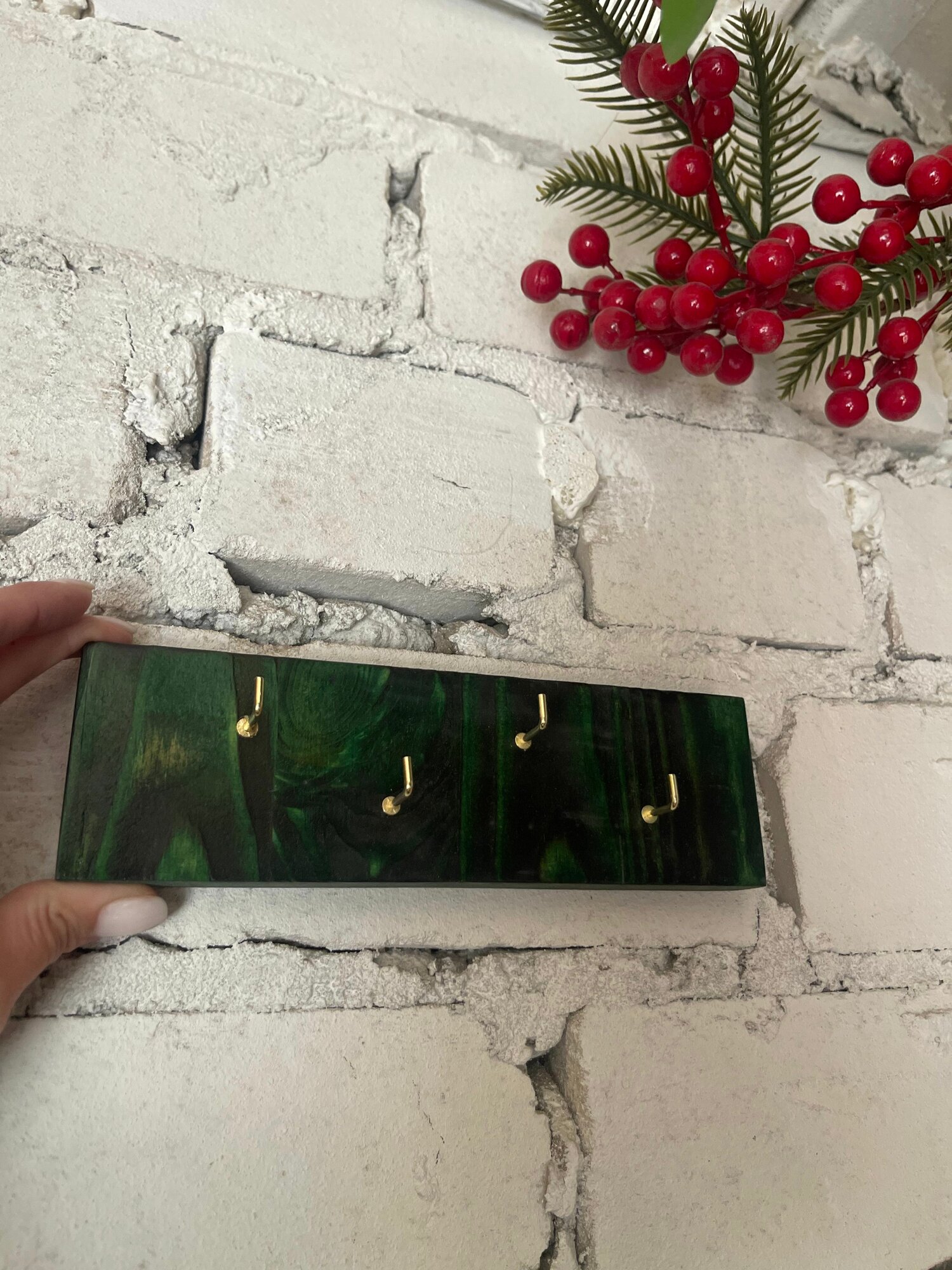 Ключница вешалка 4 крючка 20х6см Лофт Дуб Изумрудный