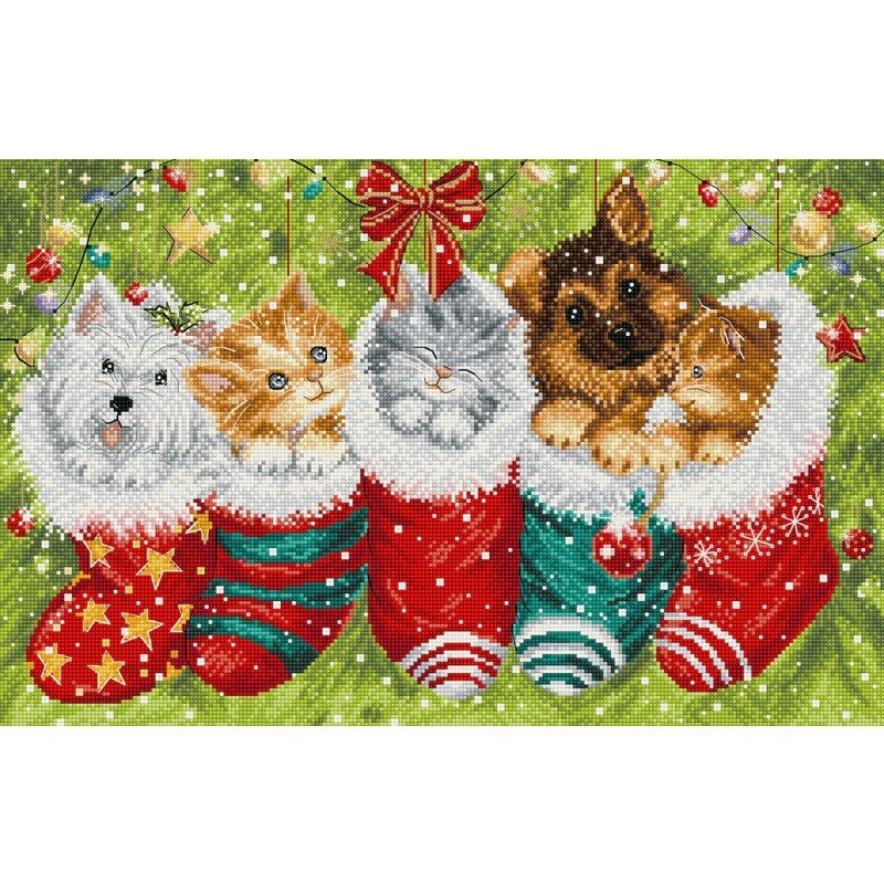 Набор для вышивания LetiStitch #L9940 Dogs and Cats in Stockings (Собаки и кошки в чулках), Счетный крест, 37 х 24 см