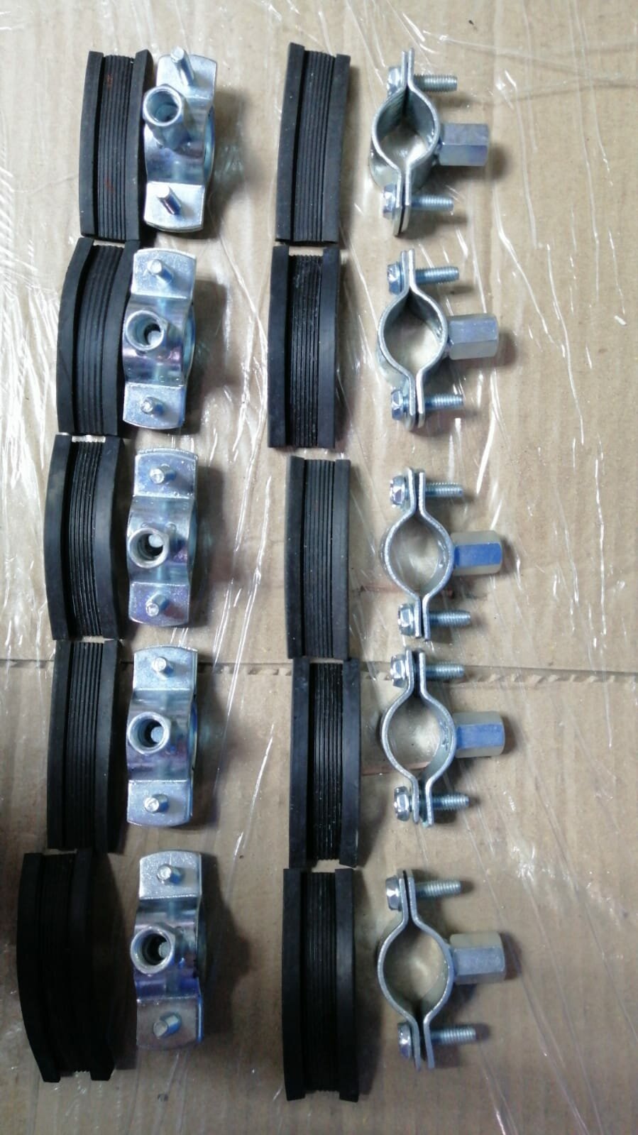 Хомут сантехнический трубный с резиновой прокладкой W4 нерж. VERS, 3/8, (М8) 15-19 (10шт)