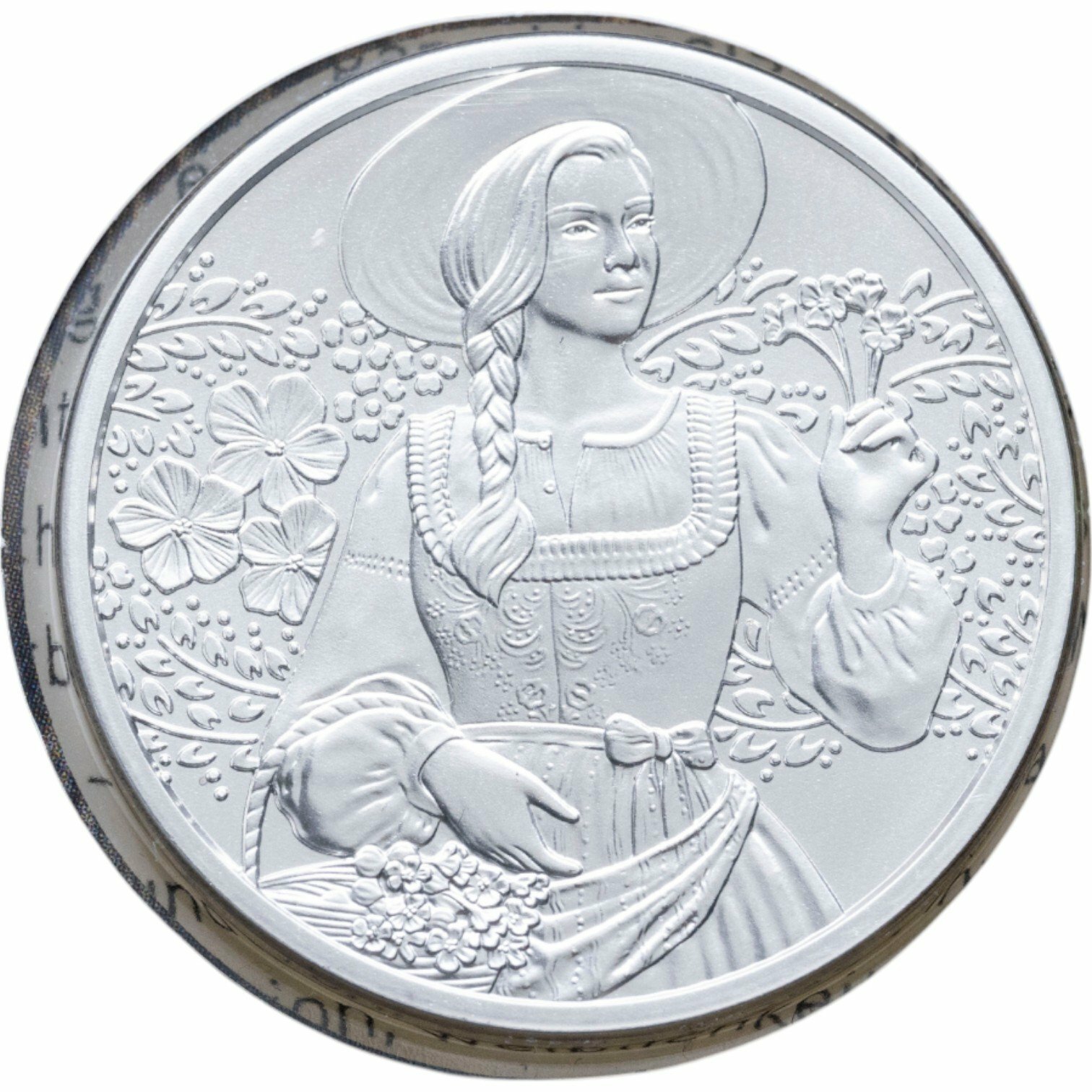 Австрия 10 евро 2025Традиционный костюм дирндль, Серебро 925, в сохранности UNC