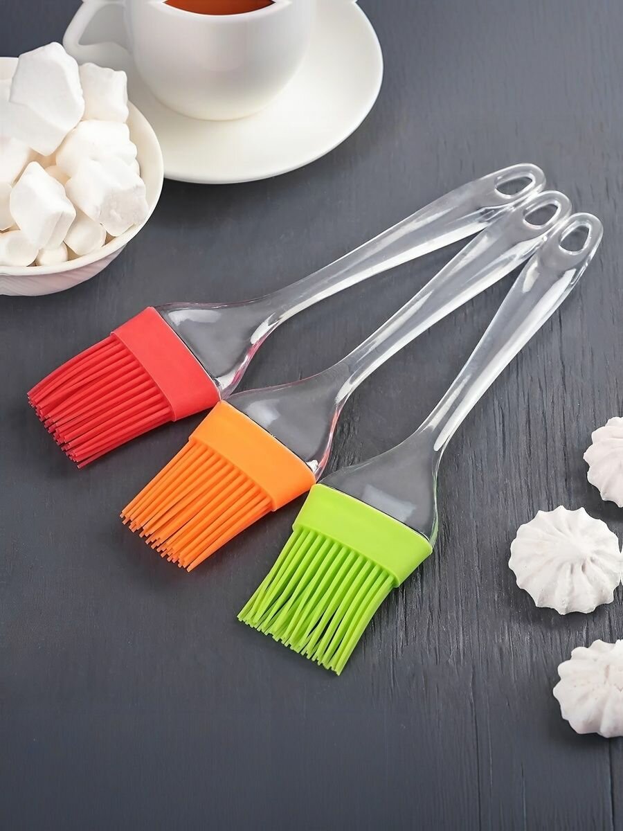 Кисточка силиконовая (цвет рандомный)