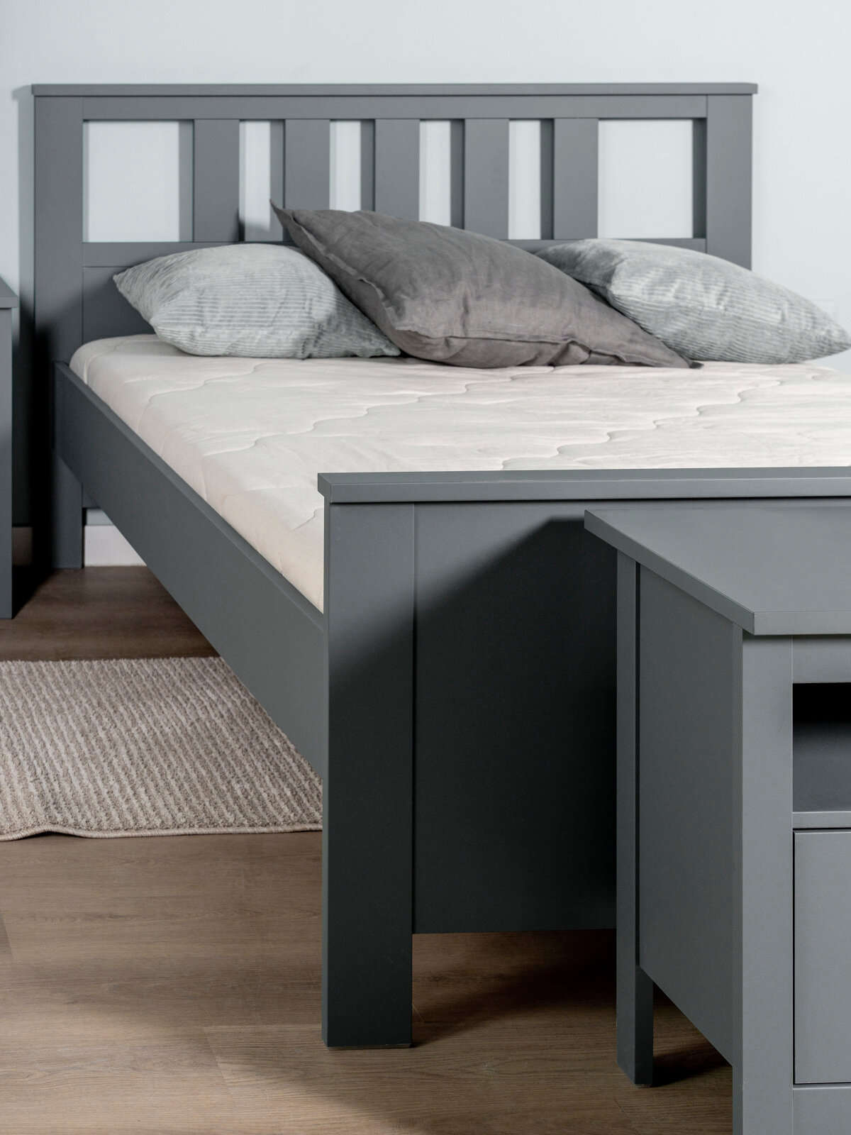 Кровать двуспальная ГУД лакк Сага, 140х200х101 см, ортопедические ламели, серая