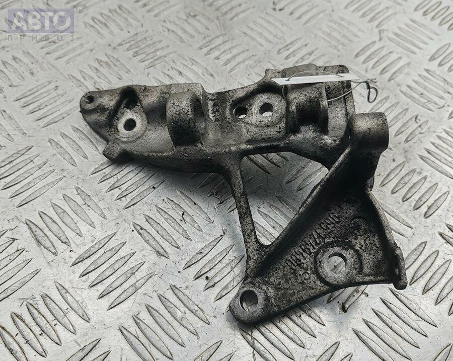 Кронштейн генератора Ford Focus 2 (2004-2010)