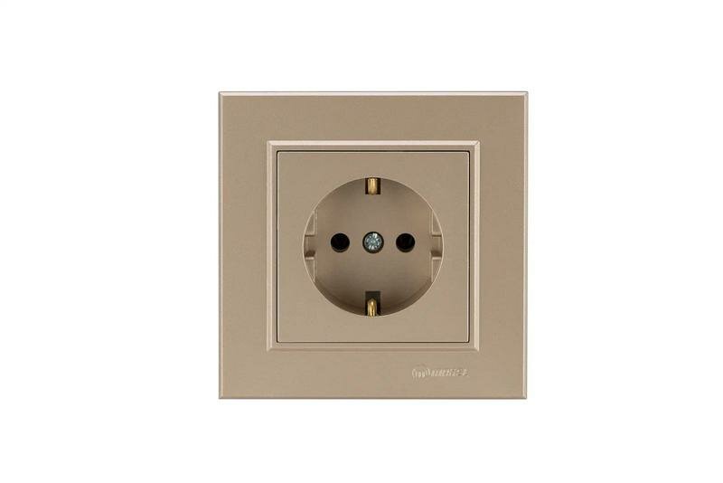 Розетка 1-м СП Karea 16А IP20 с/з латунь Makel 56057028