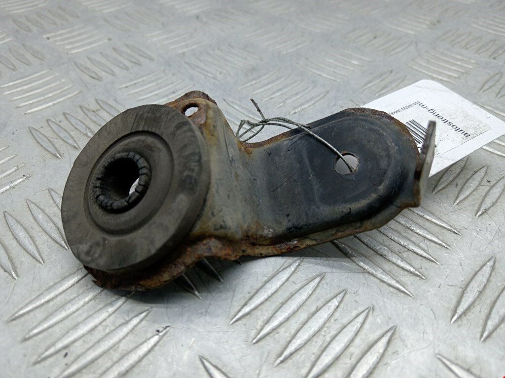 Кронштейн (крепление) радиатора Nissan X-Trail T30 арт. 2188300