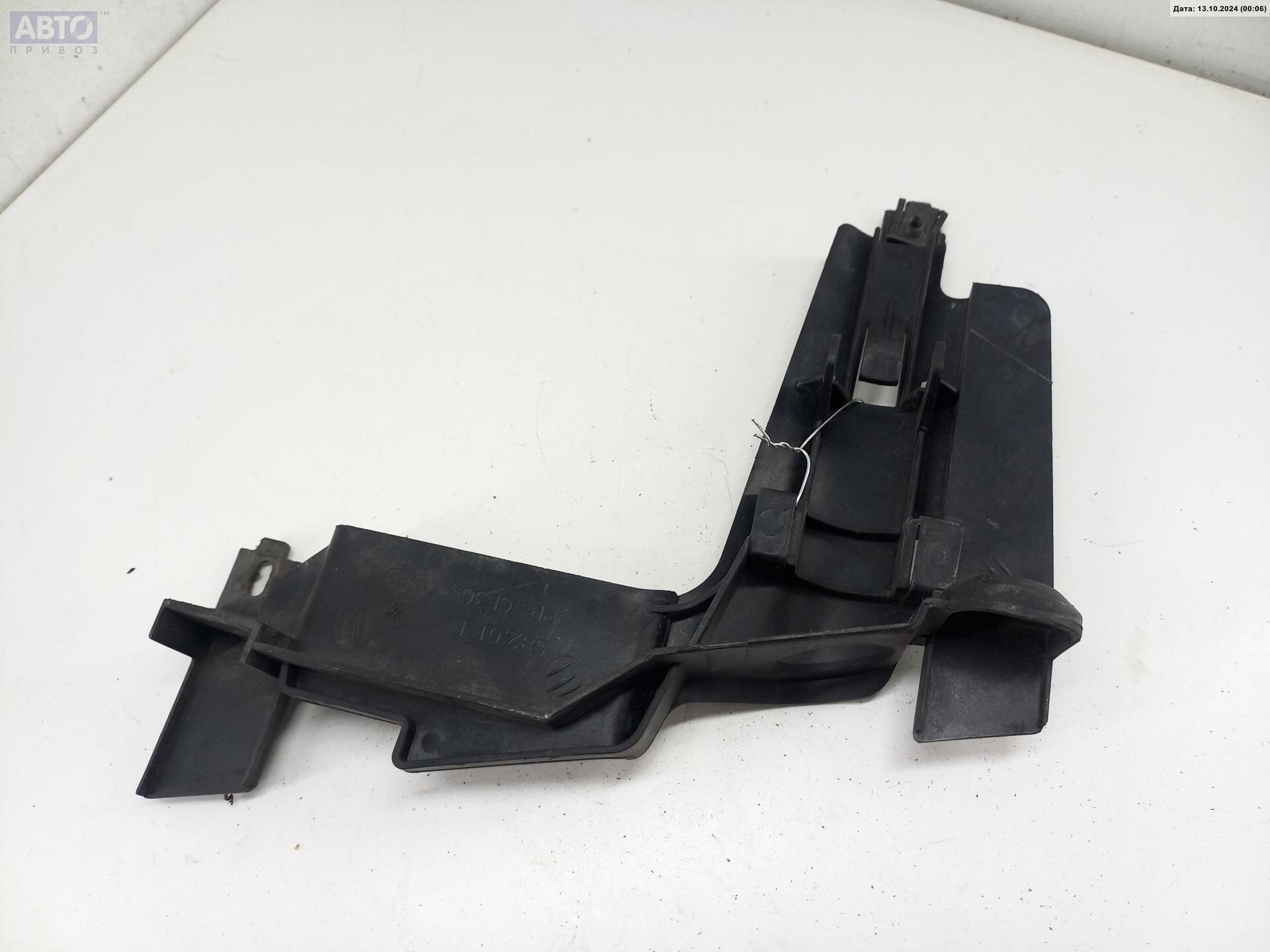 Крепление фары правой BMW 3 E46 (1998-2006)