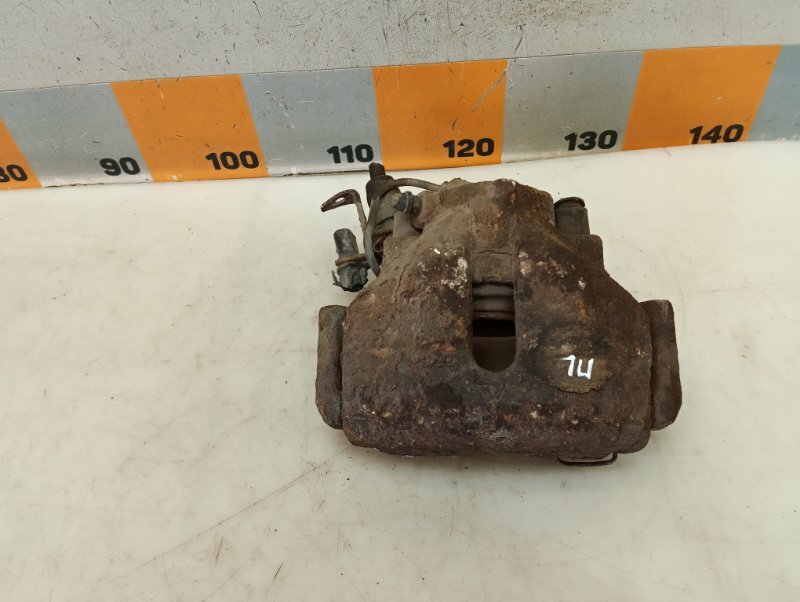 Б/У Фольксваген Пассат Б5 Суппорт передний левый Volkswagen Passat 2000 B5 347075 VAG арт. 8E0615123