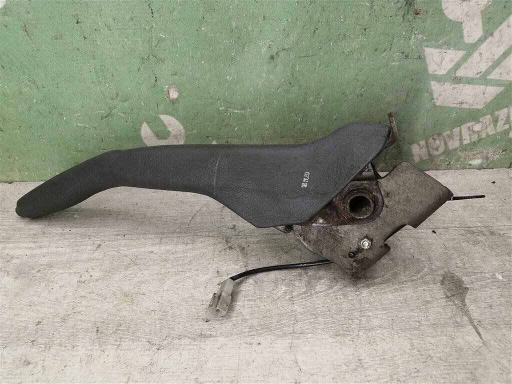 Рычаг стояночного тормоза Mitsubishi Space Wagon (N3,N4) 1991-2000