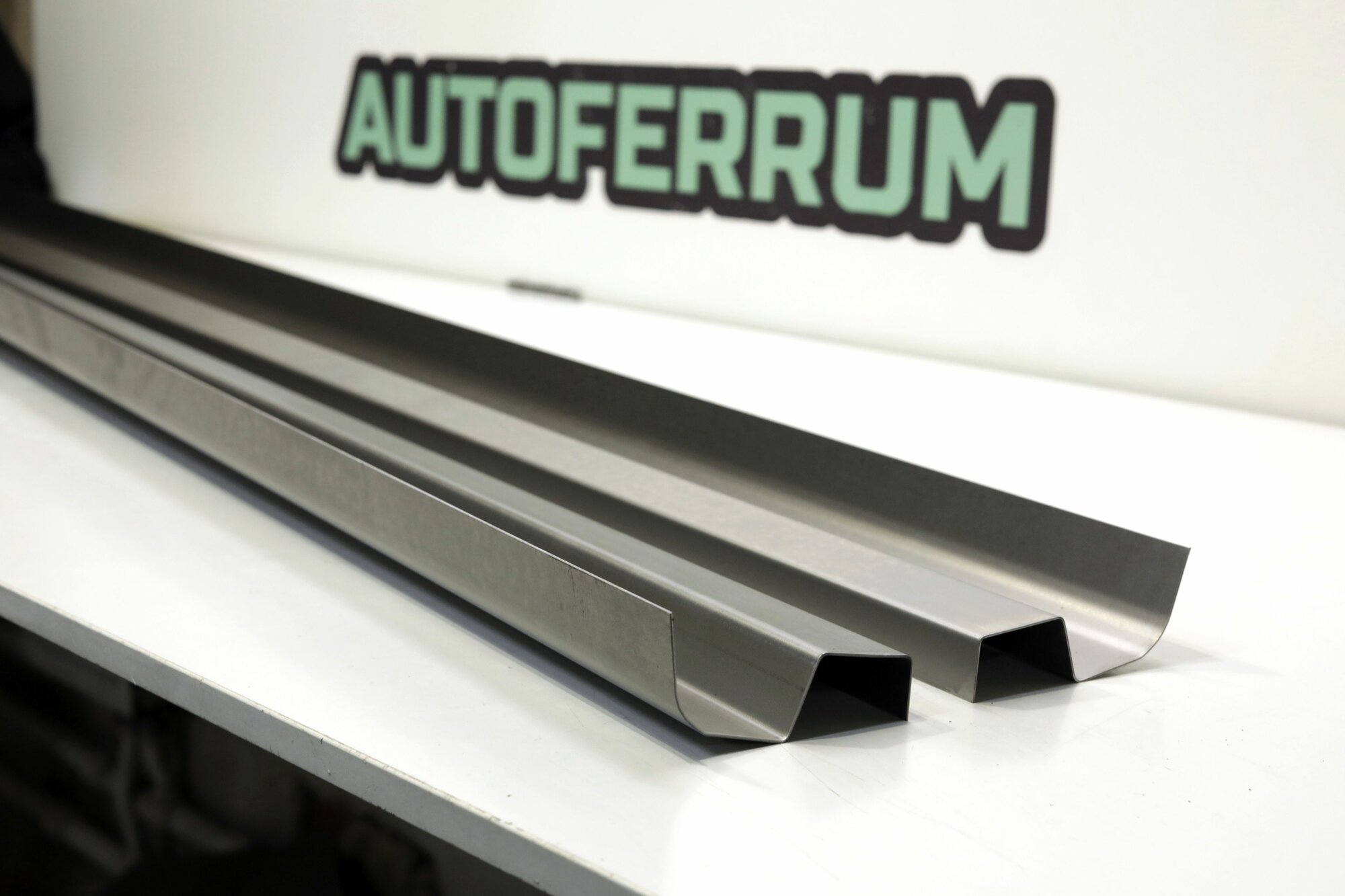 Пороги ремонтные комплект + усилители для VW Transporter T5 2003-2015 (фольксваген траснпортер т5 коротыш), холоднокатаная сталь 1 мм