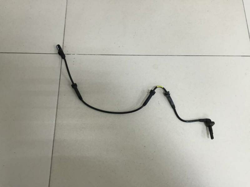 Датчик ABS передний Renault Logan 2 2014 кат.номер: 479104225R