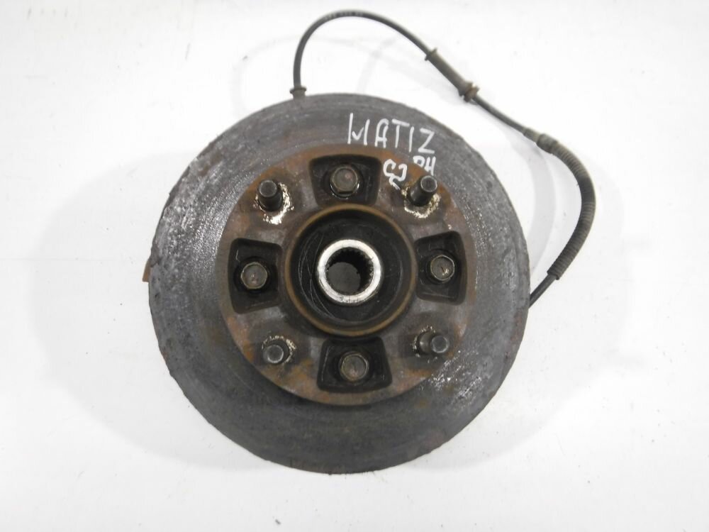 Кулак передний правый Daewoo Matiz