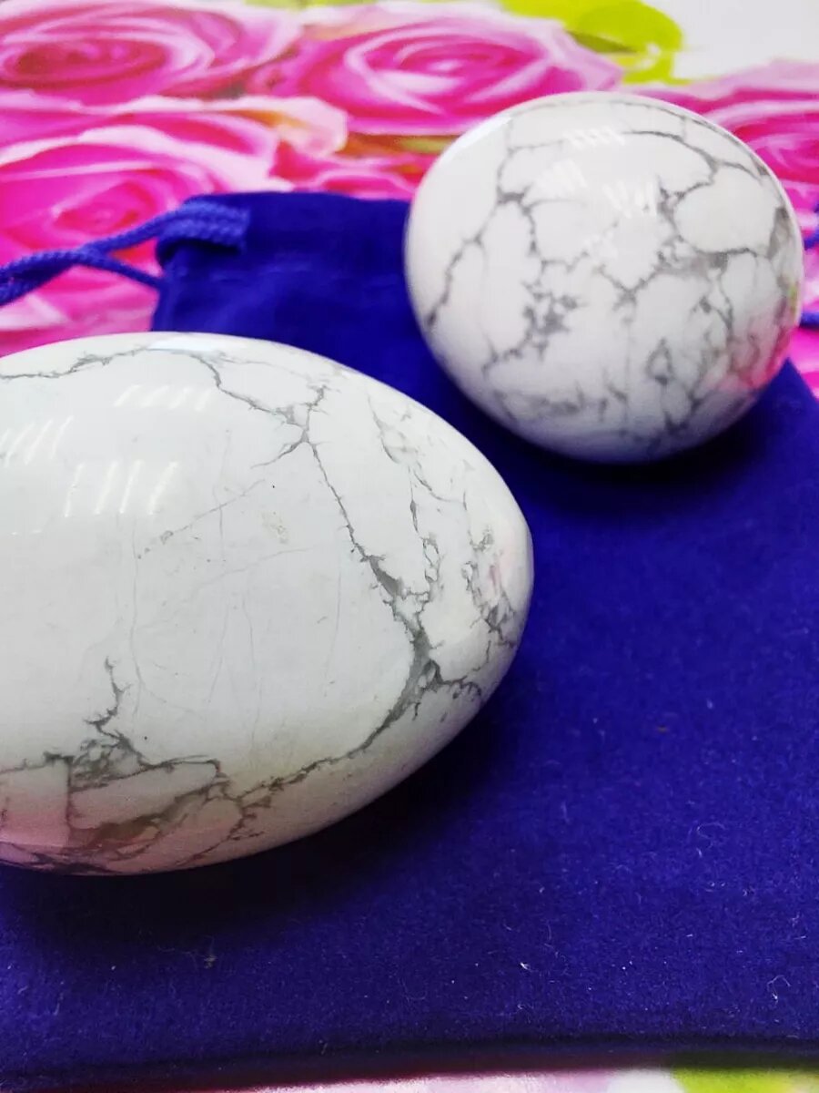 Яйцо из кахолонга 4 см 1 шт