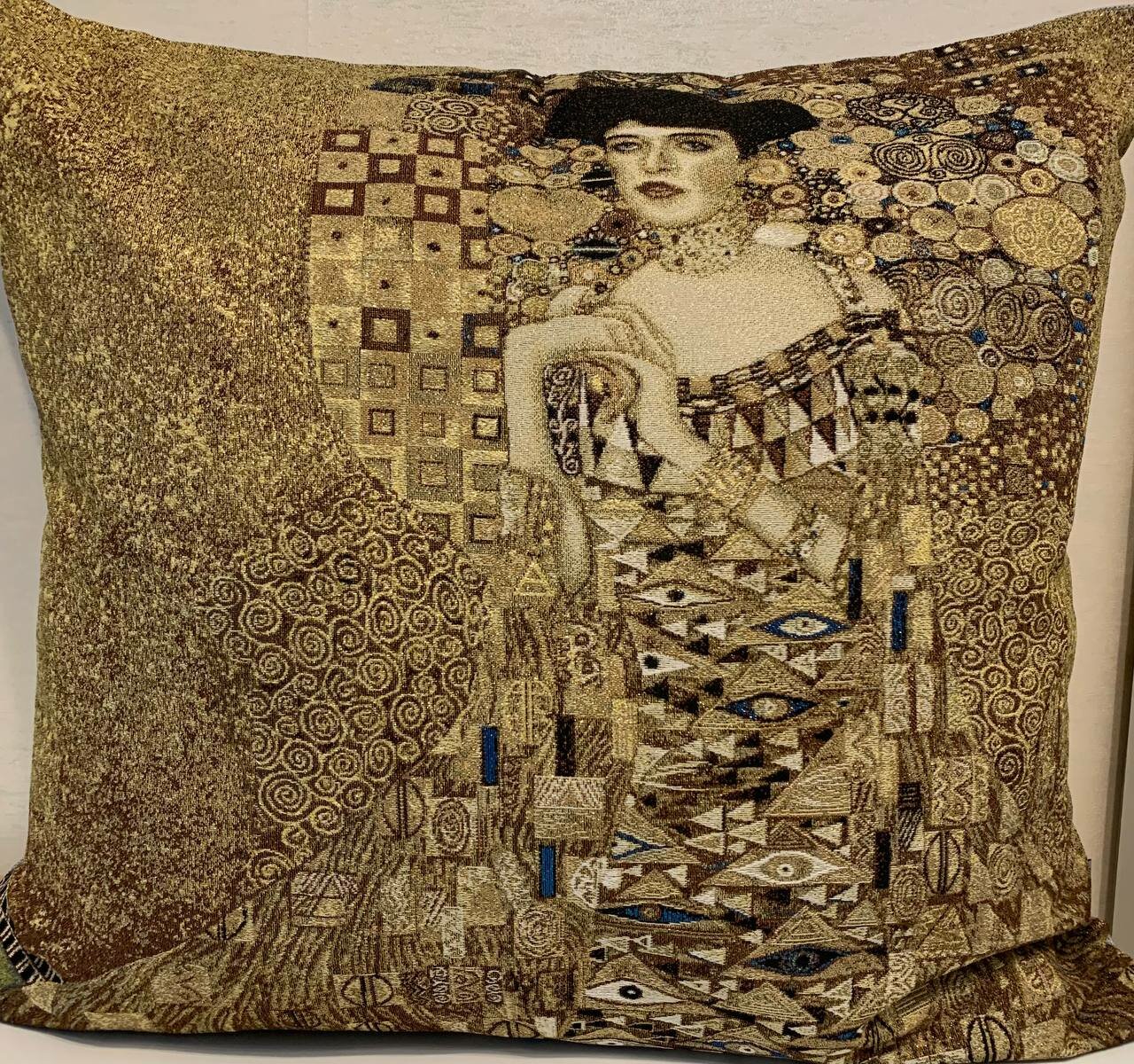 Гобелен, гобеленовая декоративная наволочка 63х68 см / "Адель" Г. Климт