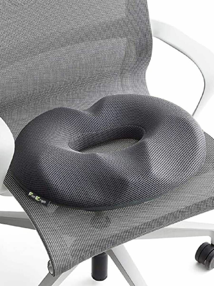 Подушка для сидения "Пончик" с эффектом памяти от геморроя, ортопедическая подушка бублик в машину, на стул