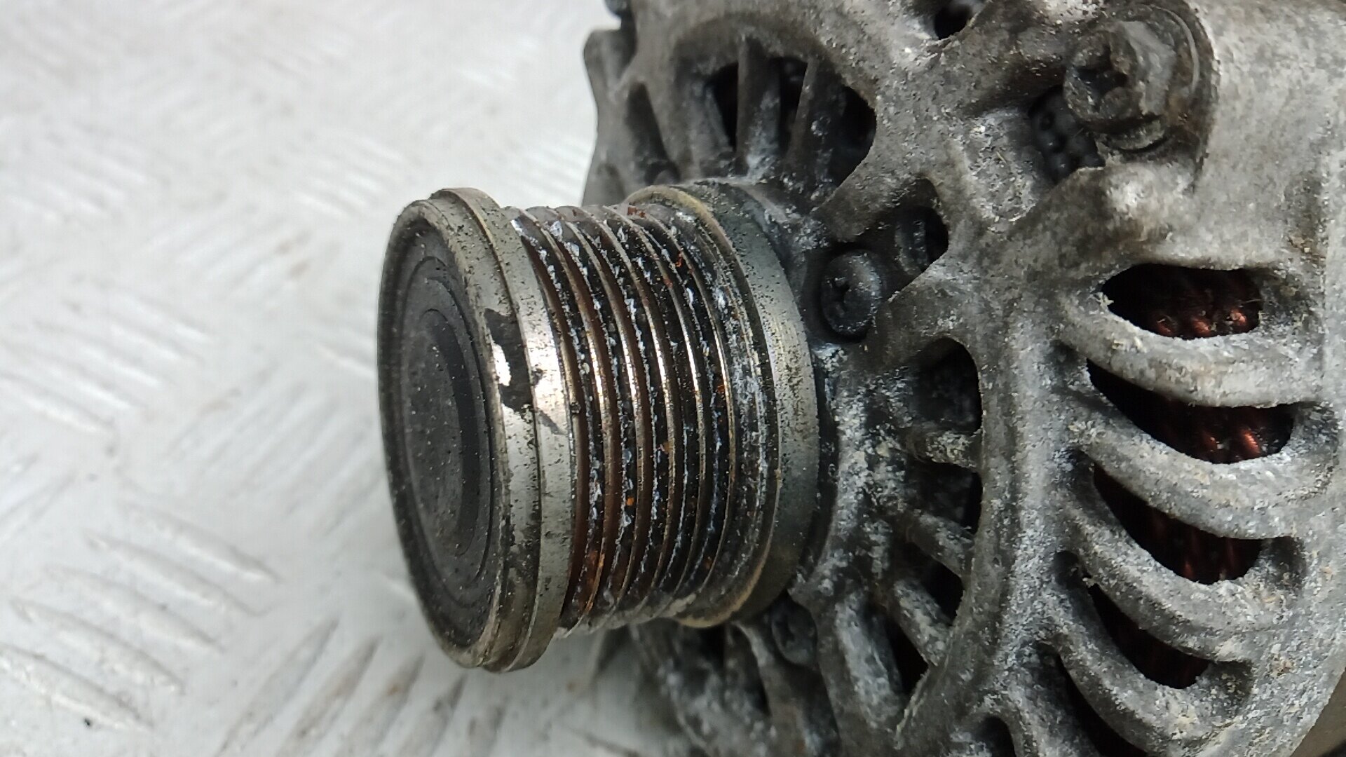 Генератор дизельный MAZDA 3 BM — фото 1