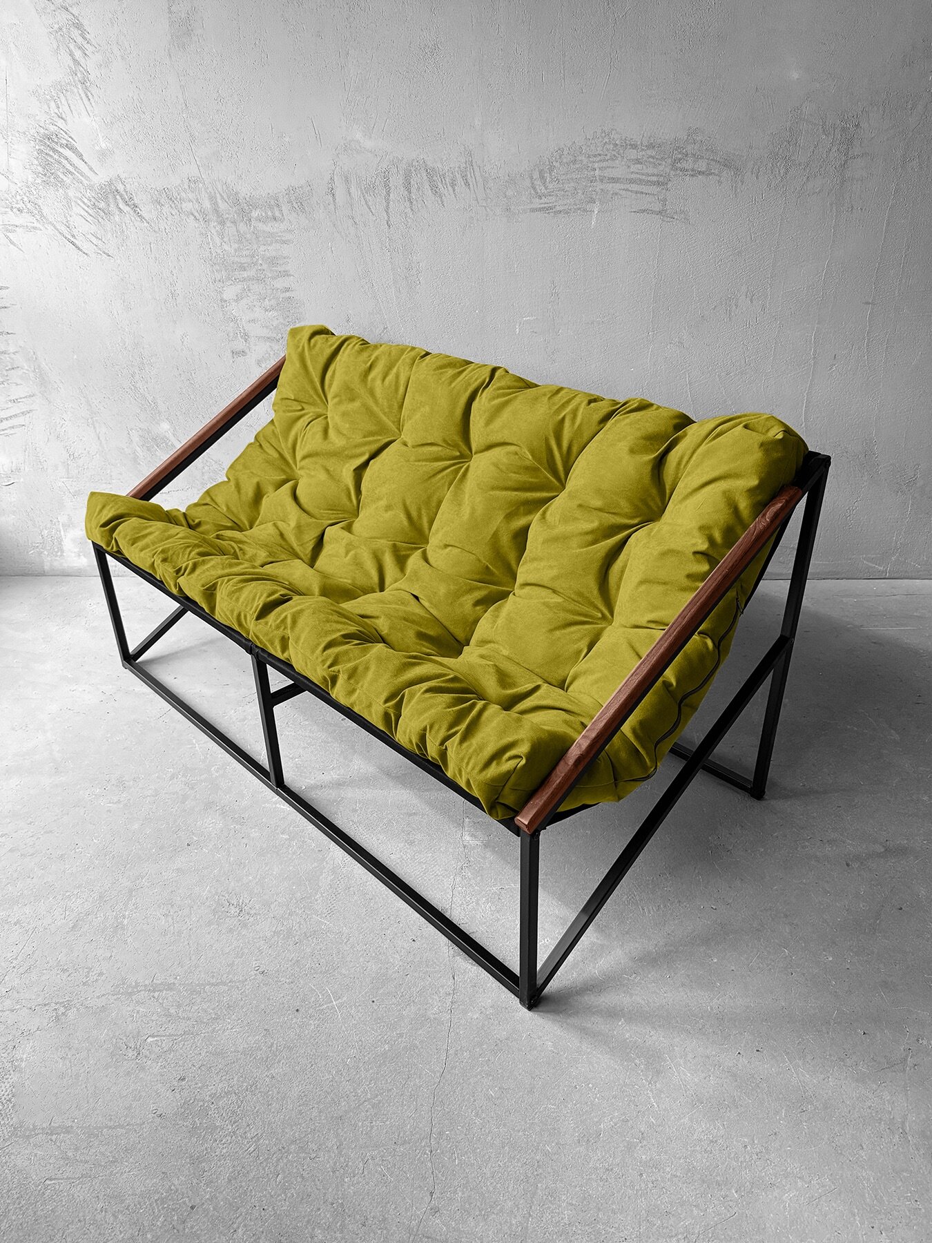 Диван мягкий удобный для отдыха, уличный, на балкон, веранду, лофт, минимализм, Слэш ++ велюр желтый