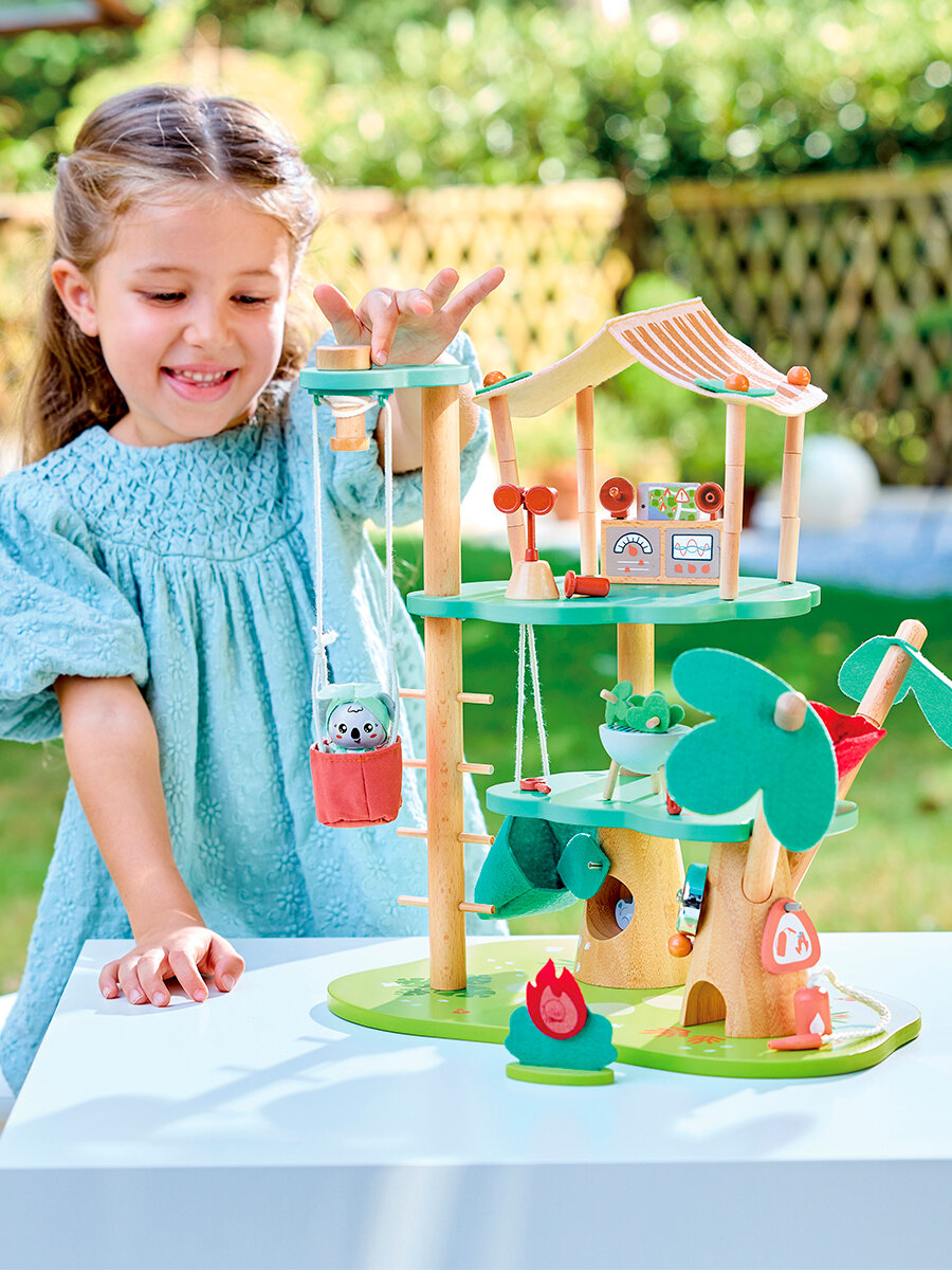 Игровой набор Hape "Служба спасения" Домик на дереве с фигуркой коалы, 21 предмет E3426_HP