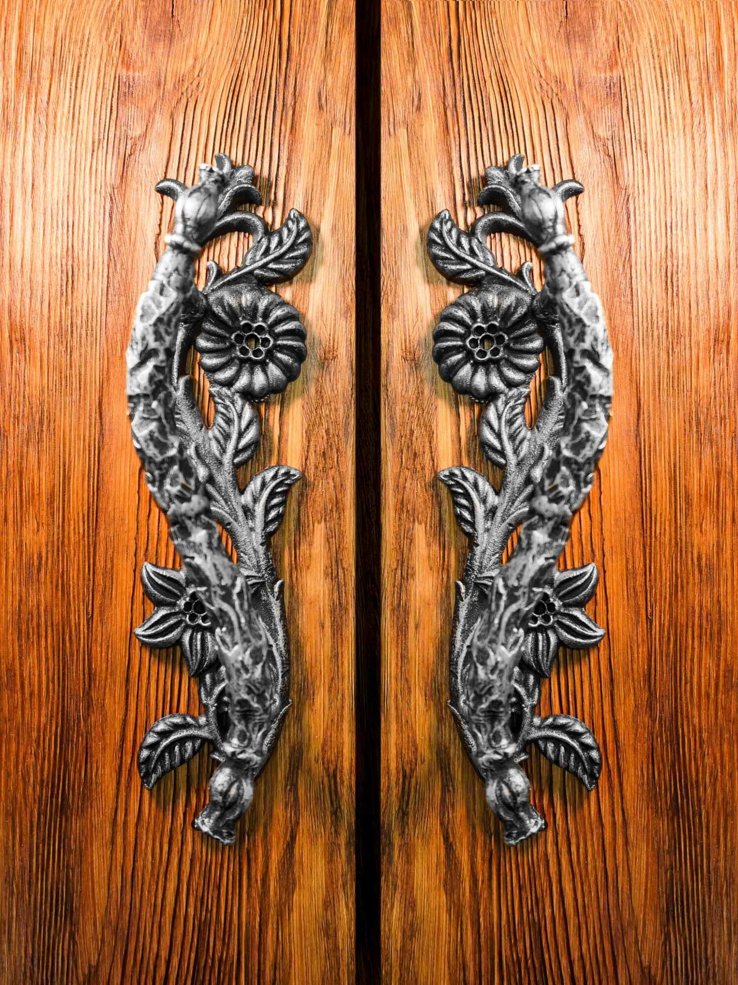 Ручки-скобы дверные кованые "Цветок" (в комплекте 2 шт.) цвет: серебряный/ ручка дверная межкомнатная/ ручка дверная для входной двери/ ручка для двери/ ручка металлическая/ ручка на калитку/ дверная ручка